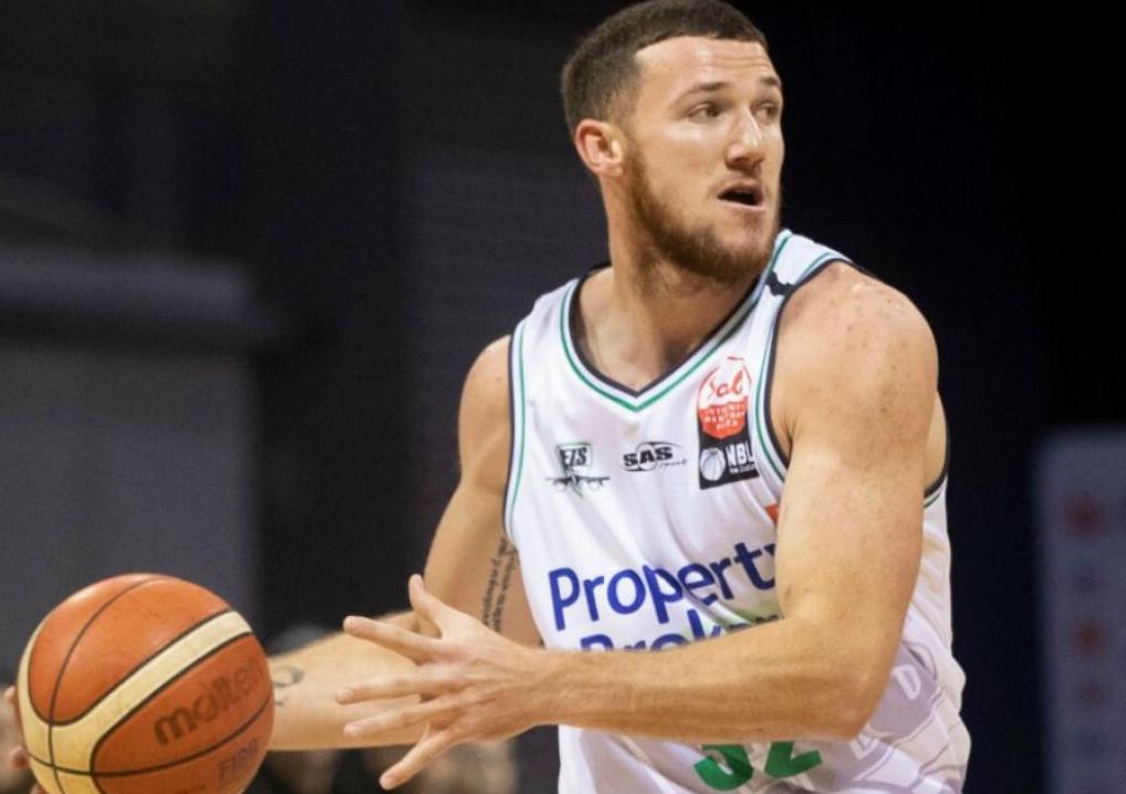 Tom Vodanovich scores 25 points on debut | LACEY LOWDOWN